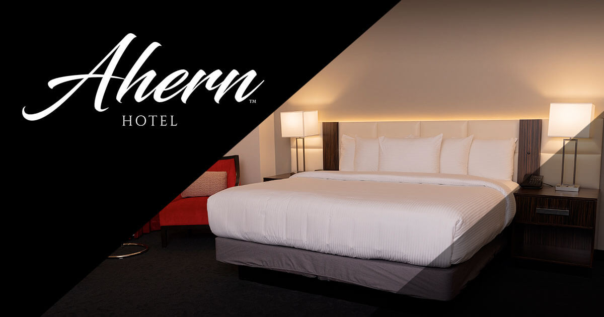 Book a Deluxe King Room in Las Vegas - Ahern Hotel