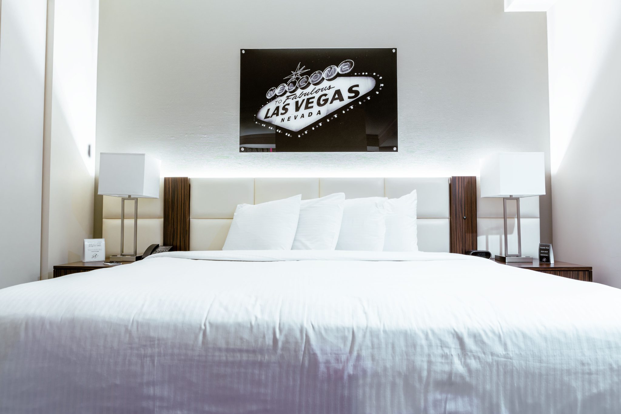Guest Rooms, Suites and Penthouse - Luxury Hotel Las Vegas